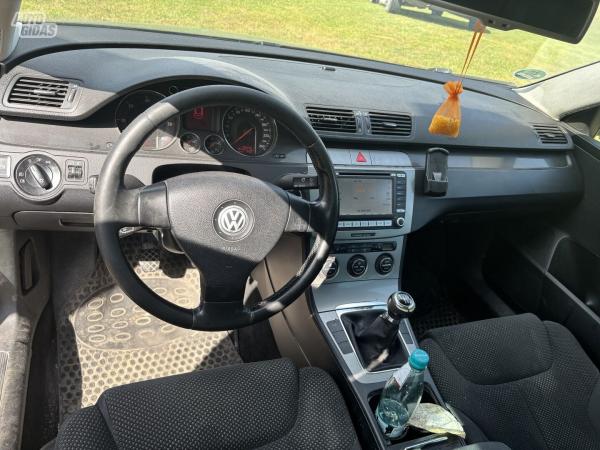 Volkswagen Passat 2006 in Ignalina, with an engine capacity of 2.00 L and mileage of 390 thousand km for 750 €, photo 7 on AUTOMOTO.COM.LV