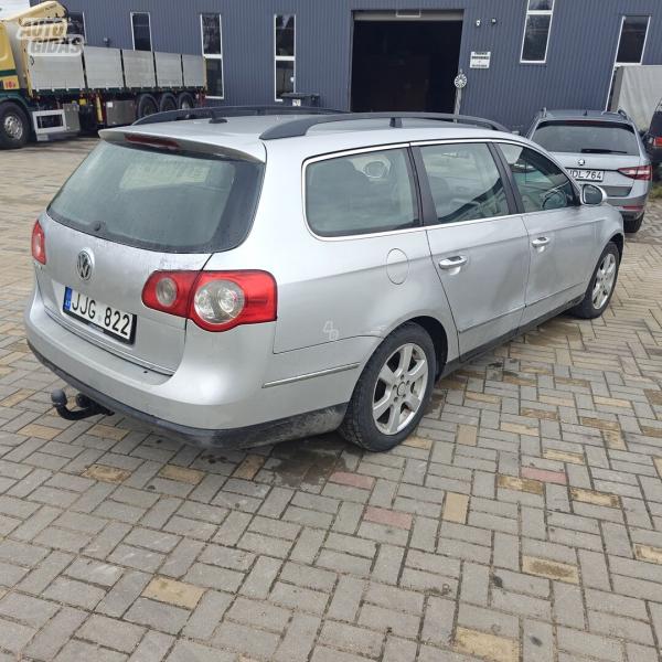 Volkswagen Passat 2006 in Vilnius, with an engine capacity of 2.00 L and mileage of 350 thousand km for 1000 €, photo 4 on AUTOMOTO.COM.LV