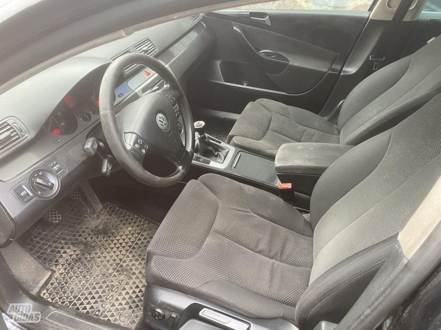 Volkswagen Passat 2006 in Marijampole, with an engine capacity of 2.00 L and mileage of 320 thousand km for 999 €, photo 8 on AUTOMOTO.COM.LV