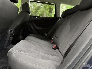 Volkswagen Passat 2006 in Kaunas, with an engine capacity of 2.00 L and mileage of 277 thousand km for 1590 €, photo 19 on AUTOMOTO.COM.LV