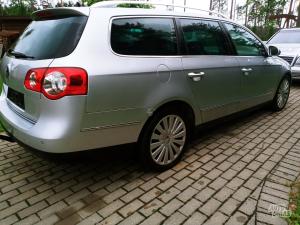 Volkswagen Passat 2006 in Druskininkai, with an engine capacity of 2.00 L and mileage of 345 thousand km for 2999 €, photo 5 on AUTOMOTO.COM.LV