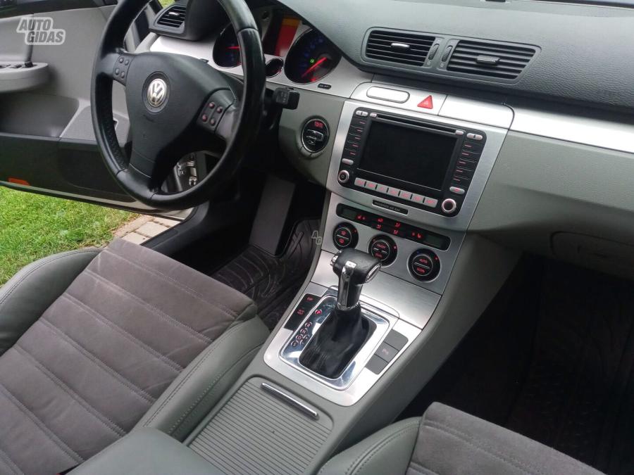 Volkswagen Passat 2006 in Druskininkai, with an engine capacity of 2.00 L and mileage of 345 thousand km for 2999 €, photo 12 on AUTOMOTO.COM.LV