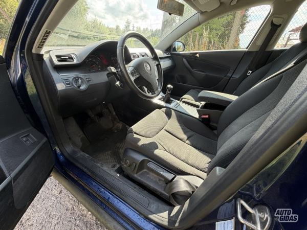 Volkswagen Passat 2006 Viļņa, ar dzinēja tilpumu 2.00 L un nobraukumu 408 tūkst. km par 650 €, foto 9 vietnē AUTOMOTO.COM.LV