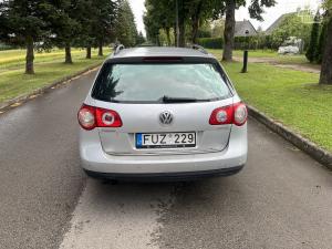 Volkswagen Passat 2006 in Raseiniai, with an engine capacity of 2.00 L and mileage of 346 thousand km for 990 €, photo 5 on AUTOMOTO.COM.LV