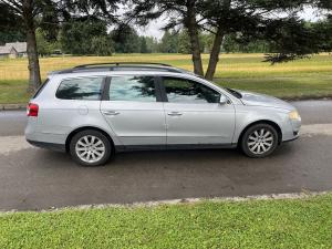 Volkswagen Passat 2006 in Raseiniai, with an engine capacity of 2.00 L and mileage of 346 thousand km for 990 €, photo 7 on AUTOMOTO.COM.LV