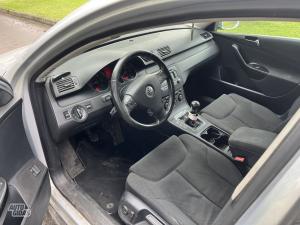Volkswagen Passat 2006 in Raseiniai, with an engine capacity of 2.00 L and mileage of 346 thousand km for 990 €, photo 12 on AUTOMOTO.COM.LV