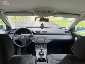 Volkswagen Passat 2006 in Raseiniai, with an engine capacity of 2.00 L and mileage of 346 thousand km for 990 €, photo 14 on AUTOMOTO.COM.LV