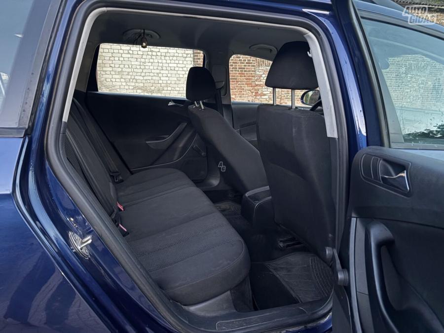 Volkswagen Passat 2006 Viļņa, ar dzinēja tilpumu 2.00 L un nobraukumu 420 tūkst. km par 950 €, foto 15 vietnē AUTOMOTO.COM.LV