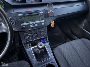 Volkswagen Passat 2006 Viļņa, ar dzinēja tilpumu 2.00 L un nobraukumu 420 tūkst. km par 950 €, foto 19 vietnē AUTOMOTO.COM.LV