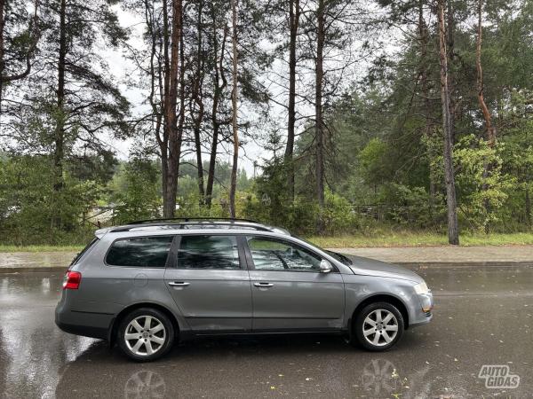 Volkswagen Passat 2006 in Varena, with an engine capacity of 2.00 L and mileage of 333 thousand km for 1470 €, photo 5 on AUTOMOTO.COM.LV