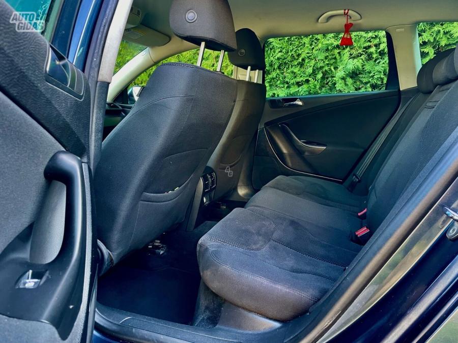Volkswagen Passat 2006 Kauņa, ar dzinēja tilpumu 2.00 L un nobraukumu 266 tūkst. km par 1750 €, foto 22 vietnē AUTOMOTO.COM.LV
