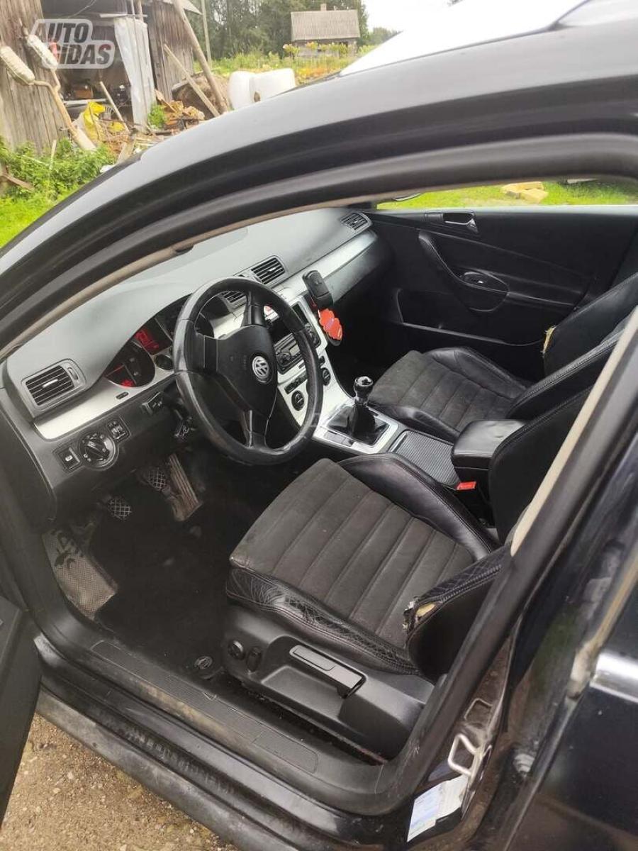 Volkswagen Passat 2006 in Telschi, with an engine capacity of 1.90 L and mileage of 320 thousand km for 799 €, photo 5 on AUTOMOTO.COM.LV