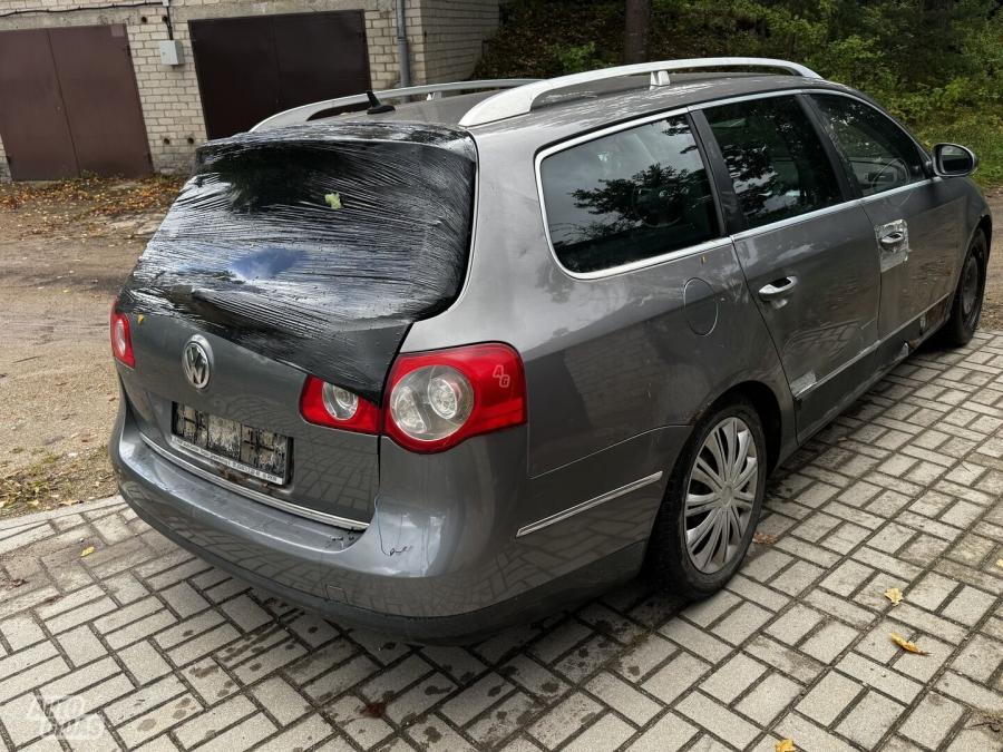 Volkswagen Passat 2006 Šauļi, ar dzinēja tilpumu 2.00 L un nobraukumu 277 tūkst. km par 405 €, foto 5 vietnē AUTOMOTO.COM.LV