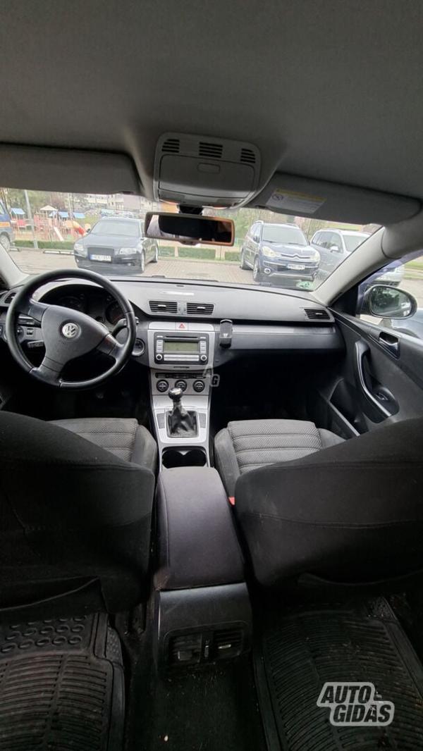 Volkswagen Passat 2006 Visaginas, ar dzinēja tilpumu 2.00 L un nobraukumu 365 tūkst. km par 800 €, foto 1 vietnē AUTOMOTO.COM.LV