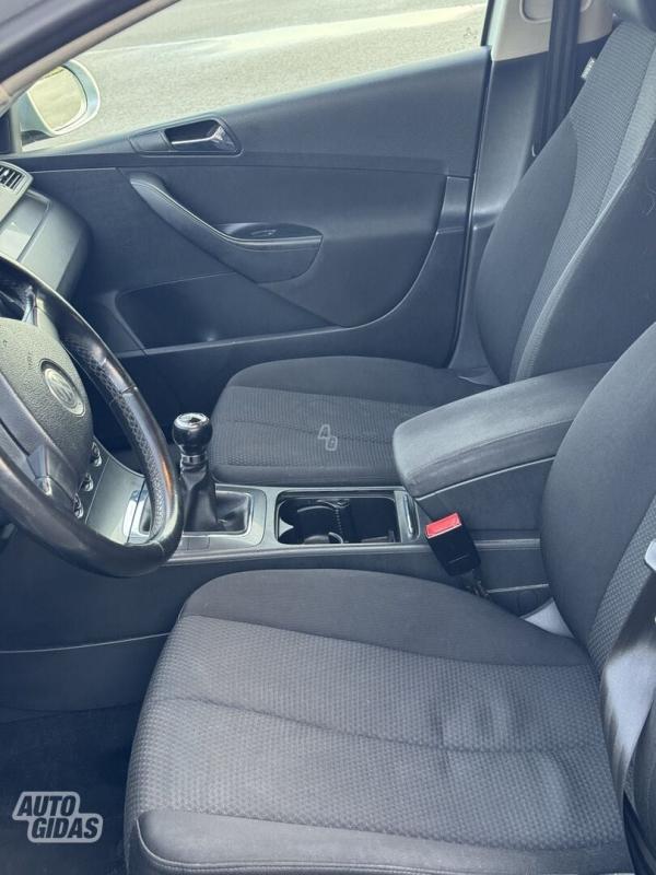 Volkswagen Passat 2006 Kauņa, ar dzinēja tilpumu 2.00 L un nobraukumu 500 tūkst. km par 1700 €, foto 11 vietnē AUTOMOTO.COM.LV