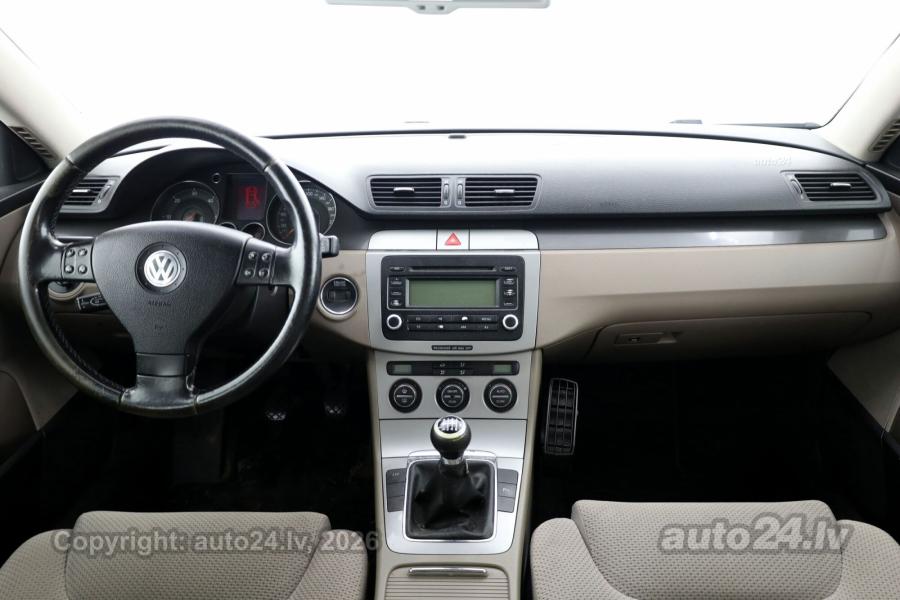 Volkswagen Passat 2006 in Tallinn, with an engine capacity of 2.00 L and mileage of 300 thousand km for 799 €, photo 6 on AUTOMOTO.COM.LV