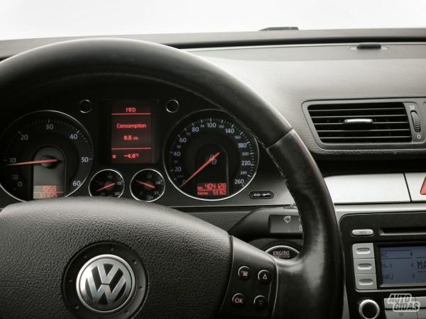 Volkswagen Passat 2007 in Telschi, with an engine capacity of 2.00 L and mileage of 380 thousand km for 1999 €, photo 9 on AUTOMOTO.COM.LV