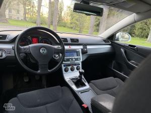 Volkswagen Passat 2007 Kauņa, ar dzinēja tilpumu 2.00 L un nobraukumu 350 tūkst. km par 1699 €, foto 17 vietnē AUTOMOTO.COM.LV