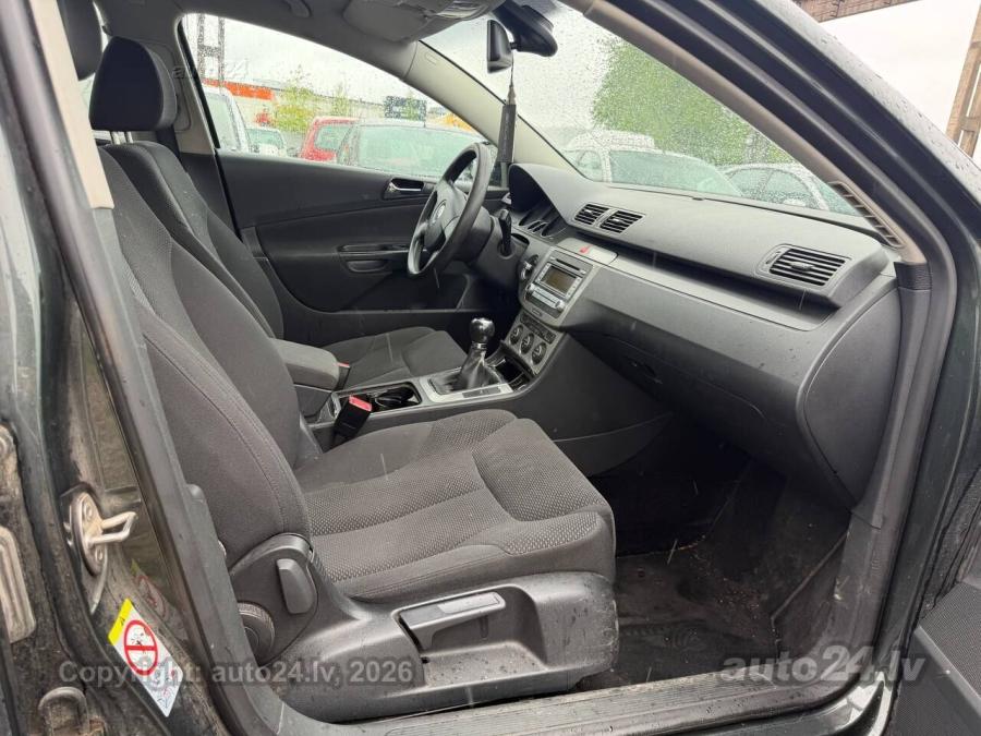 Volkswagen Passat 2007 Tallina, ar dzinēja tilpumu 2.00 L un nobraukumu 383 tūkst. km par 699 €, foto 7 vietnē AUTOMOTO.COM.LV