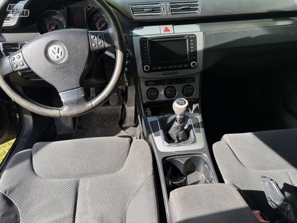 Volkswagen Passat 2007 in Vilnius, with an engine capacity of 1.90 L and mileage of 360 thousand km for 750 €, photo 9 on AUTOMOTO.COM.LV