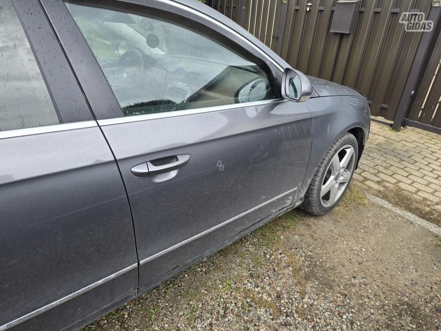 Volkswagen Passat 2007 in Panevezys, with an engine capacity of 2.00 L and mileage of 370 thousand km for 1450 €, photo 11 on AUTOMOTO.COM.LV