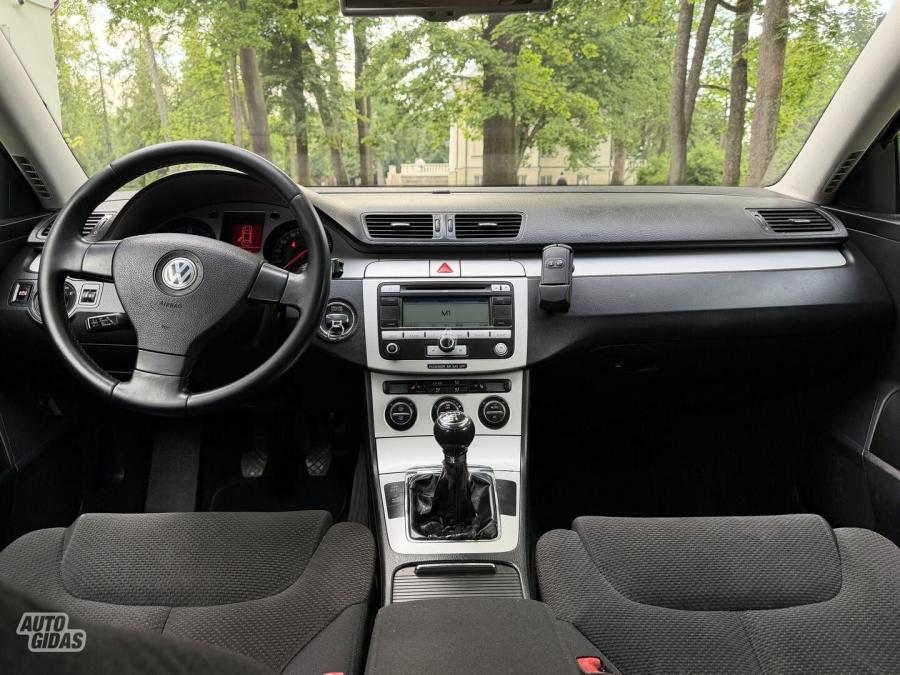 Volkswagen Passat 2007 Kauņa, ar dzinēja tilpumu 1.90 L un nobraukumu 338 tūkst. km par 1699 €, foto 17 vietnē AUTOMOTO.COM.LV