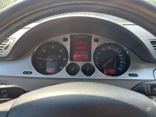 Volkswagen Passat 2007 Kaišiadorys, ar dzinēja tilpumu 1.97 L un nobraukumu 344 tūkst. km par 2300 €, foto 9 vietnē AUTOMOTO.COM.LV