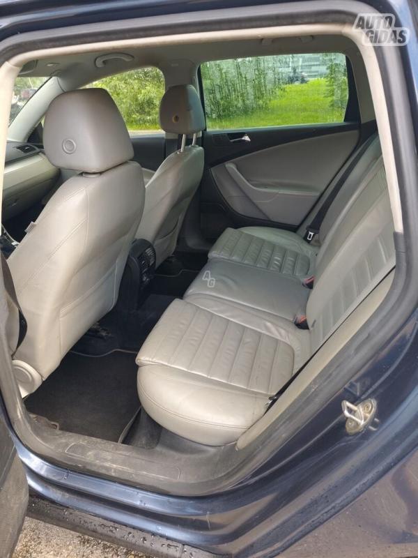 Volkswagen Passat 2007 in Siauliai, with an engine capacity of 2.00 L and mileage of 360 thousand km for 2500 €, photo 8 on AUTOMOTO.COM.LV