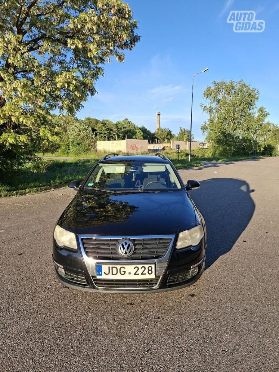 Volkswagen Passat 2007 in Radviliskis, with an engine capacity of 2.00 L and mileage of 255 thousand km for 1200 €, photo 4 on AUTOMOTO.COM.LV