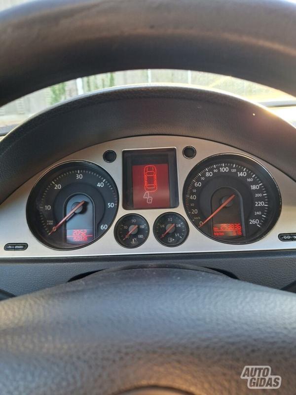 Volkswagen Passat 2007 in Radviliskis, with an engine capacity of 2.00 L and mileage of 255 thousand km for 1200 €, photo 9 on AUTOMOTO.COM.LV