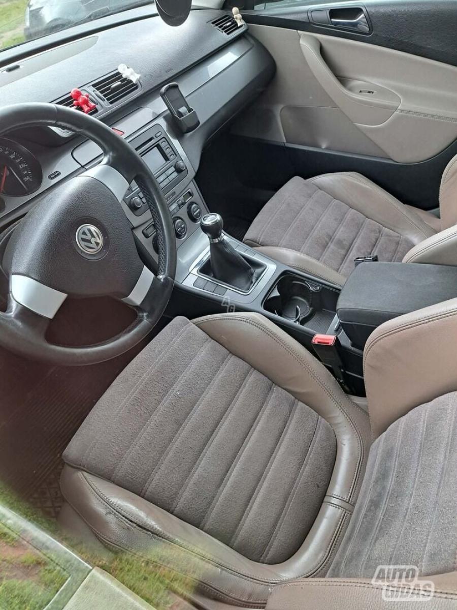 Volkswagen Passat 2007 in Kaunas, with an engine capacity of 2.00 L and mileage of 348 thousand km for 1000 €, photo 6 on AUTOMOTO.COM.LV