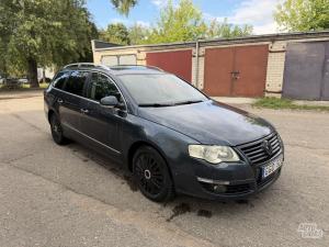 Volkswagen Passat 2007 in Ukmerge, with an engine capacity of 2.00 L and mileage of 517 thousand km for 470 €, photo 8 on AUTOMOTO.COM.LV