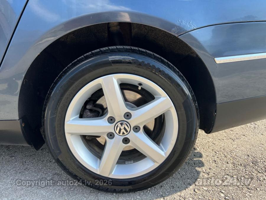 Volkswagen Passat 2007 Paide, ar dzinēja tilpumu 2.00 L un nobraukumu 341 tūkst. km par 2350 €, foto 11 vietnē AUTOMOTO.COM.LV