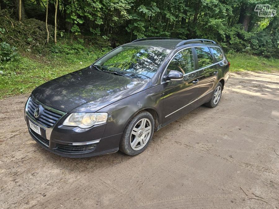Volkswagen Passat 2007 in Prienai, with an engine capacity of 2.00 L and mileage of 312 thousand km for 1000 €, photo 3 on AUTOMOTO.COM.LV