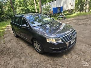 Volkswagen Passat 2007 in Prienai, with an engine capacity of 2.00 L and mileage of 312 thousand km for 1000 €, photo 4 on AUTOMOTO.COM.LV