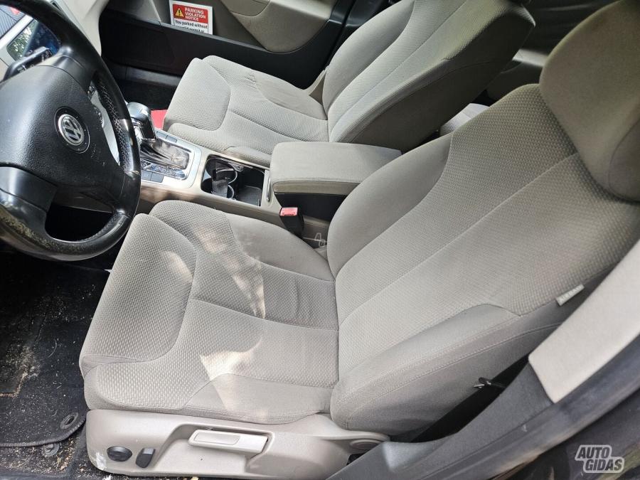 Volkswagen Passat 2007 in Prienai, with an engine capacity of 2.00 L and mileage of 312 thousand km for 1000 €, photo 16 on AUTOMOTO.COM.LV