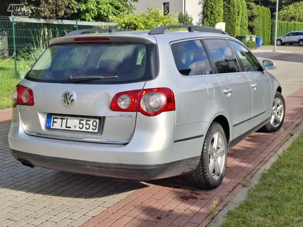 Фольксваген Пассат 2007 в Шилуте на AUTOMOTO.COM.LV Фольксваген Пассат 2007 в Шилуте, объемом двигателя 2.00 л и пробегом 353 тыс. км за 750 €, фото 3 на AUTOMOTO.COM.LV