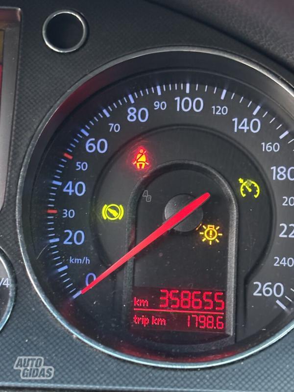 Фольксваген Пассат 2007 в Ионишкис на AUTOMOTO.COM.LV Фольксваген Пассат 2007 в Ионишкис, объемом двигателя 2.00 л и пробегом 359 тыс. км за 650 €, фото 6 на AUTOMOTO.COM.LV
