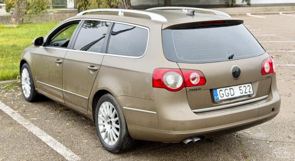 Volkswagen Passat 2007 in Kaunas, with an engine capacity of 2.00 L and mileage of 525 thousand km for 900 €, photo 5 on AUTOMOTO.COM.LV