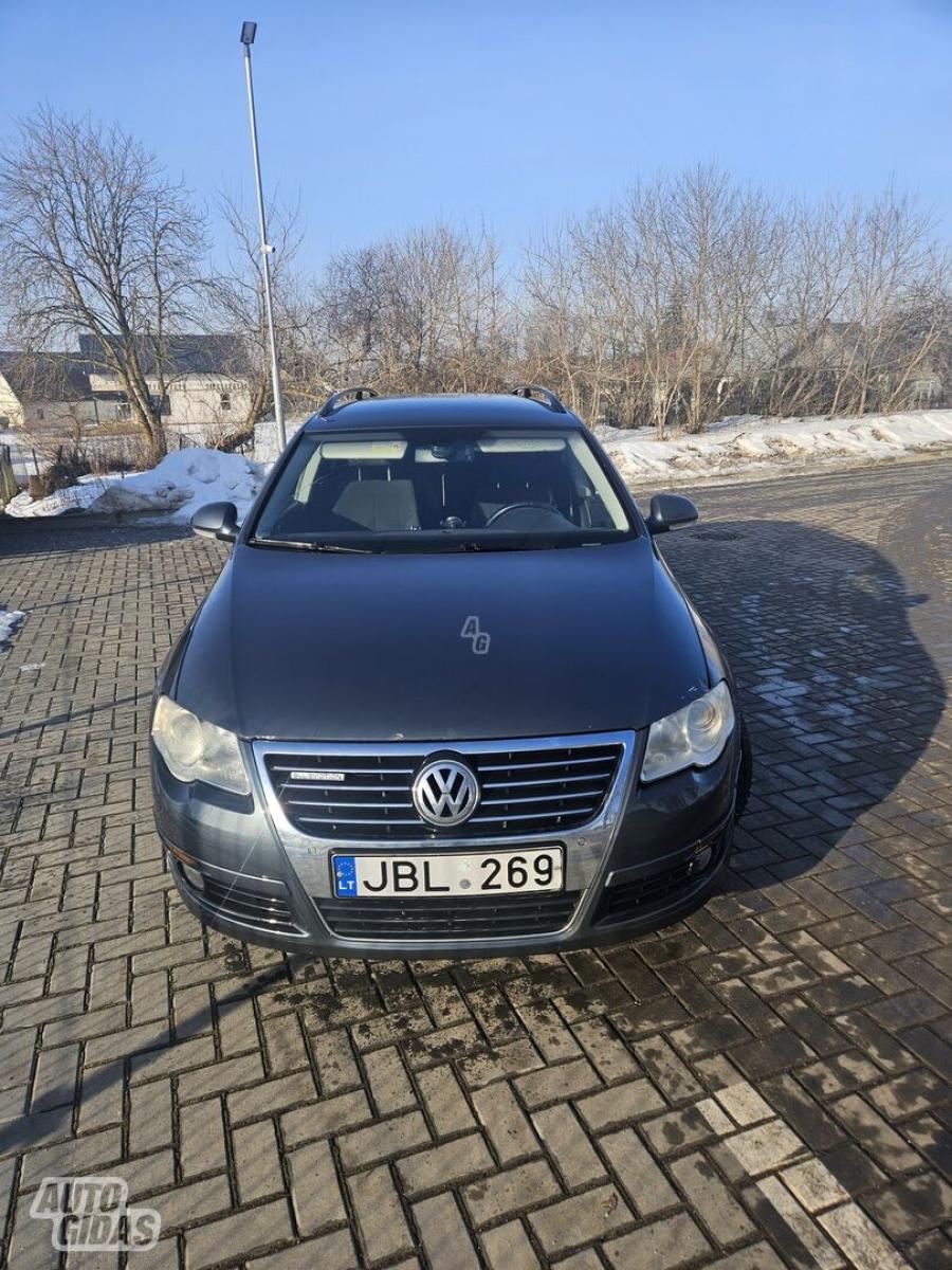 Volkswagen Passat 2008 in Ukmerge, with an engine capacity of 1.90 L and mileage of 452 thousand km for 1600 €, photo 3 on AUTOMOTO.COM.LV