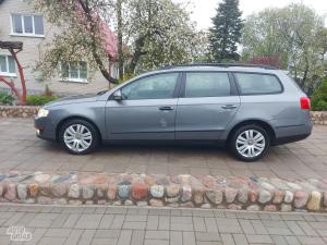 Volkswagen Passat 2008 in Vilnius, with an engine capacity of 1.90 L and mileage of 284 thousand km for 1750 €, photo  on AUTOMOTO.COM.LV