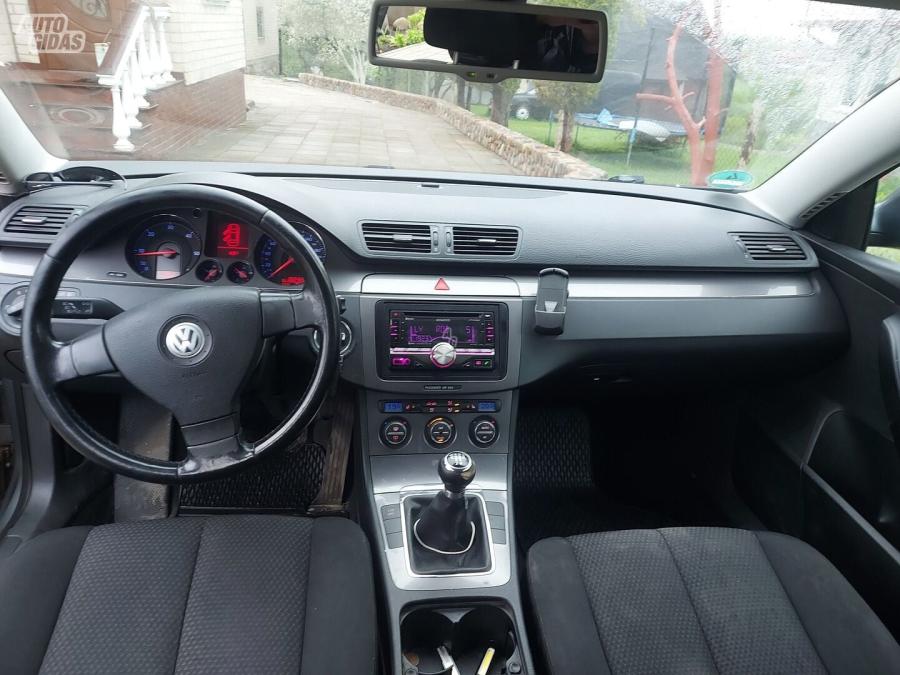 Volkswagen Passat 2008 in Vilnius, with an engine capacity of 1.90 L and mileage of 284 thousand km for 1750 €, photo 13 on AUTOMOTO.COM.LV