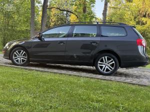 Volkswagen Passat 2008 in Kaunas, with an engine capacity of 2.00 L and mileage of 366 thousand km for 1750 €, photo 3 on AUTOMOTO.COM.LV