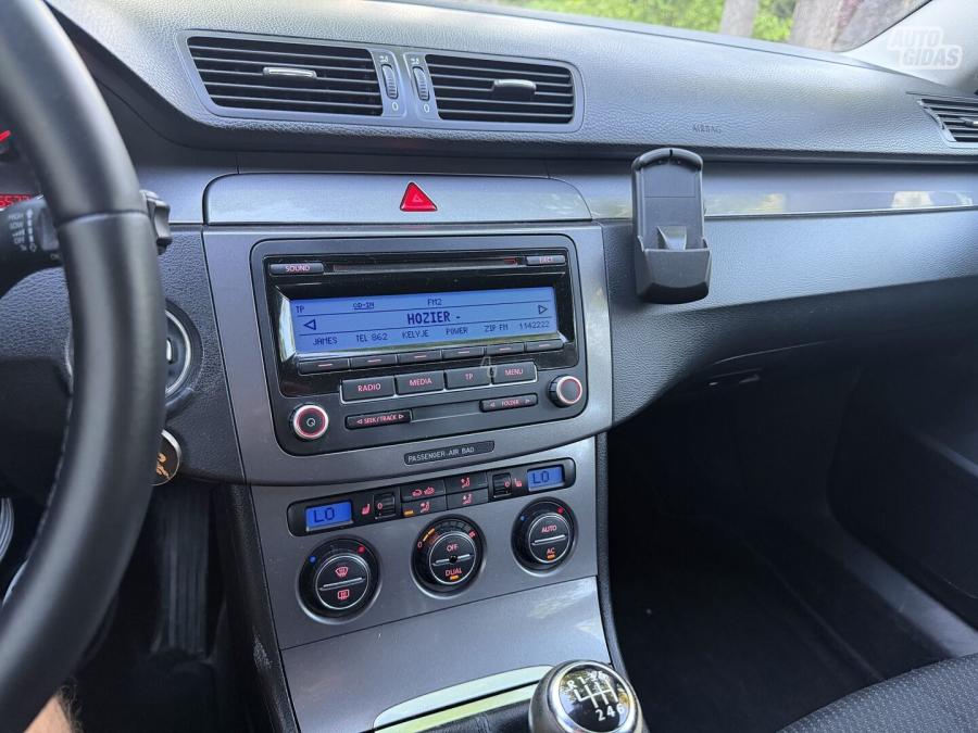 Volkswagen Passat 2008 in Kaunas, with an engine capacity of 2.00 L and mileage of 366 thousand km for 1750 €, photo 16 on AUTOMOTO.COM.LV