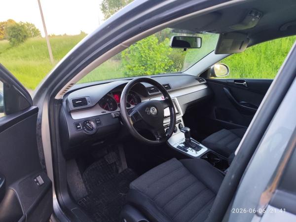 Volkswagen Passat 2008 in Kaunas, with an engine capacity of 2.00 L and mileage of 369 thousand km for 2400 €, photo 8 on AUTOMOTO.COM.LV
