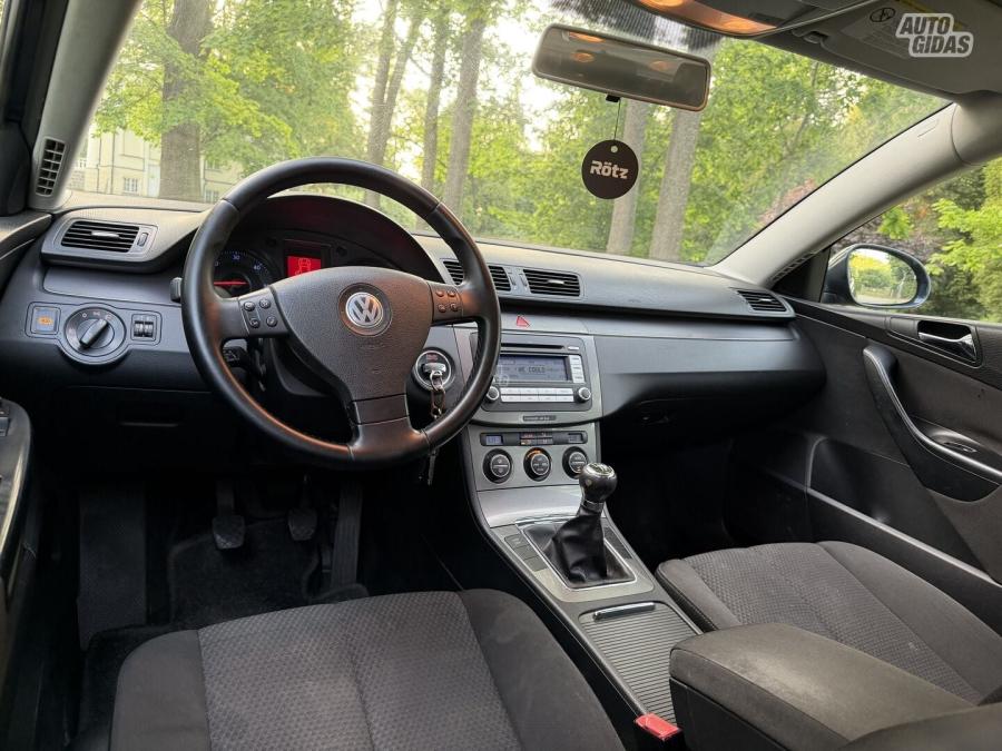 Volkswagen Passat 2008 Kauņa, ar dzinēja tilpumu 1.90 L un nobraukumu 378 tūkst. km par 1890 €, foto 14 vietnē AUTOMOTO.COM.LV