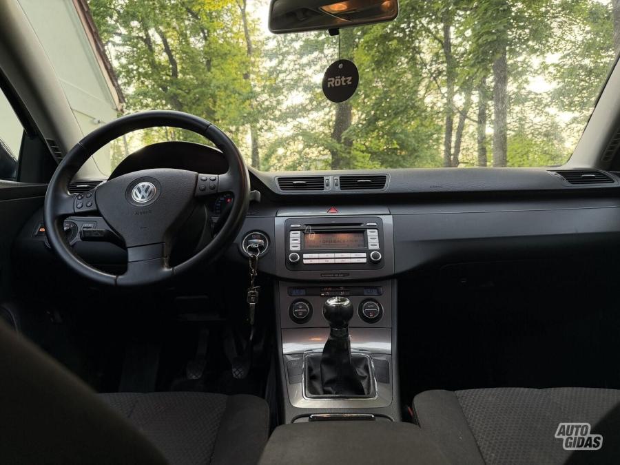 Volkswagen Passat 2008 Kauņa, ar dzinēja tilpumu 1.90 L un nobraukumu 378 tūkst. km par 1890 €, foto 15 vietnē AUTOMOTO.COM.LV