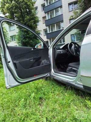 Volkswagen Passat 2008 in Marijampole, with an engine capacity of 2.00 L and mileage of 271 thousand km for 2600 €, photo 7 on AUTOMOTO.COM.LV