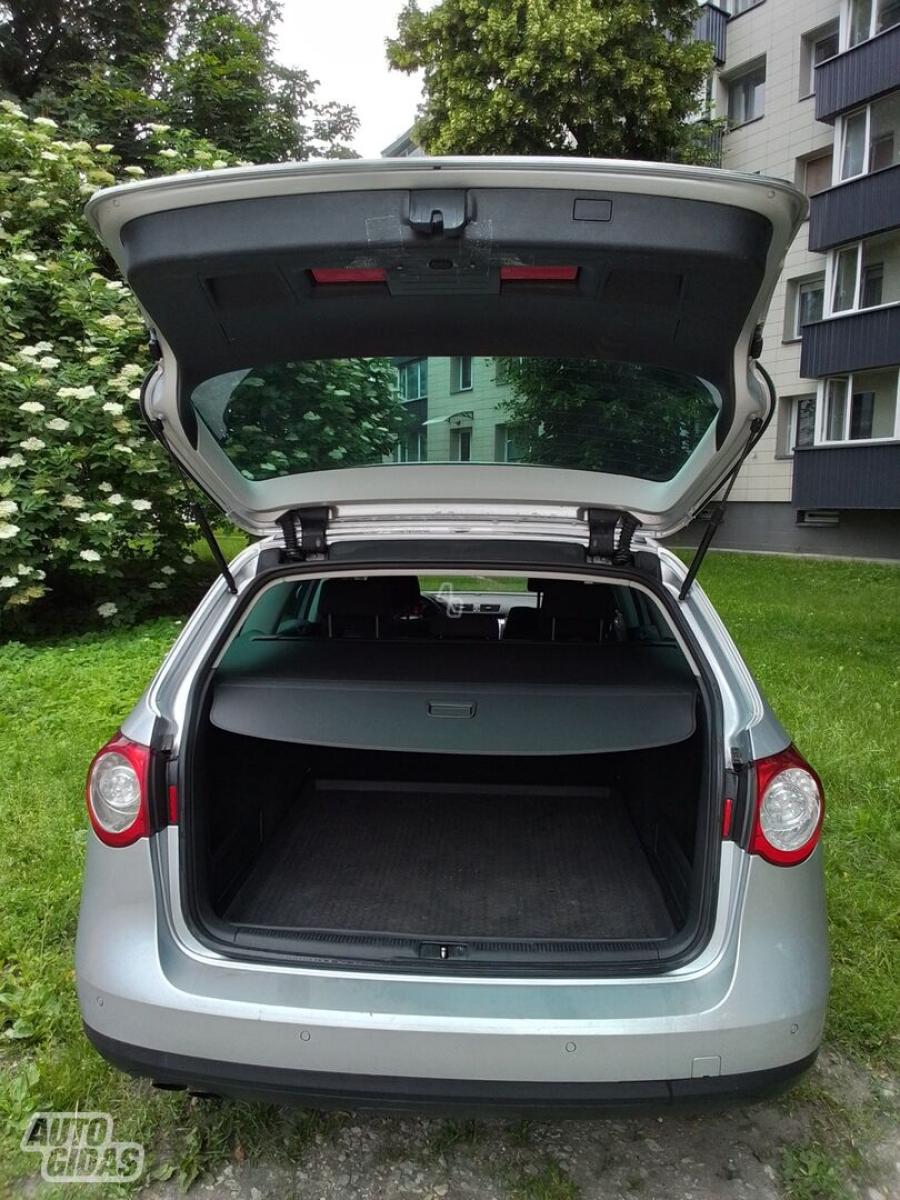 Volkswagen Passat 2008 in Marijampole, with an engine capacity of 2.00 L and mileage of 271 thousand km for 2600 €, photo 10 on AUTOMOTO.COM.LV