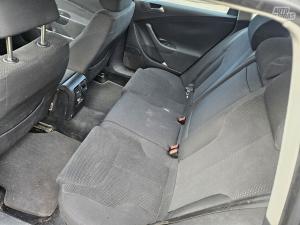 Volkswagen Passat 2008 in Prienai, with an engine capacity of 2.00 L and mileage of 400 thousand km for 1000 €, photo 14 on AUTOMOTO.COM.LV